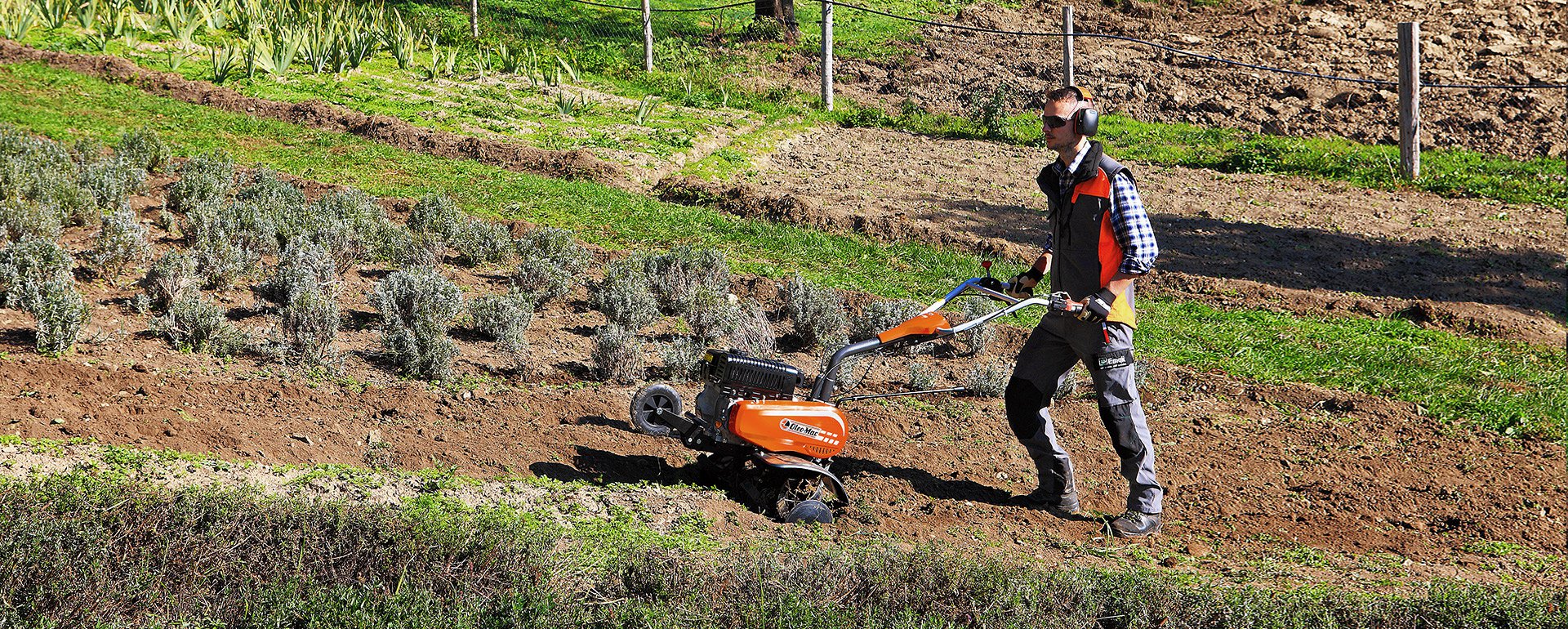 Oleo-Mac: Products for the care of Green Areas - Oleo-Mac